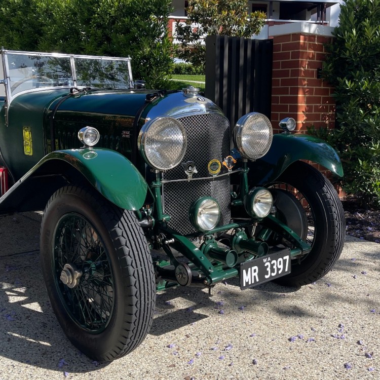 The Distinguished Gentleman's Drive - Matthew Telling