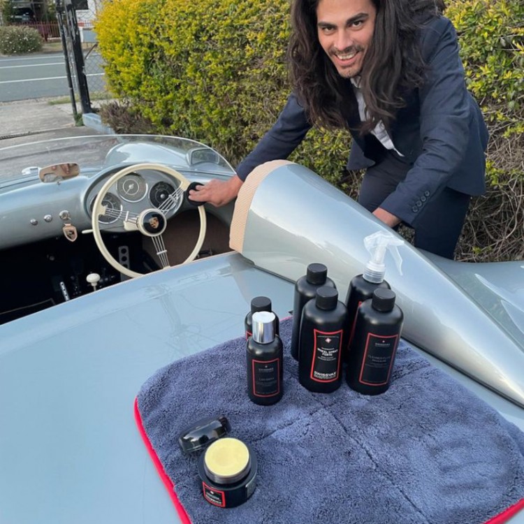 The Distinguished Gentleman's Drive - Luke Te Whatu