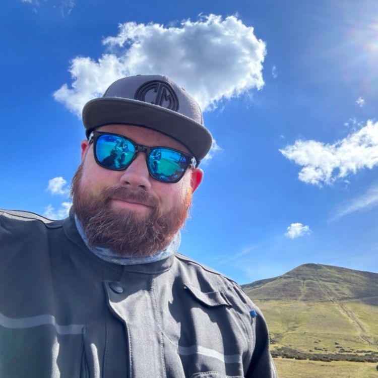 The Distinguished Gentleman's Ride - Simon Manser